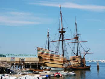Plymouth Rock, Plymouth, New Hampshire - Book Tickets & Tours | GetYou