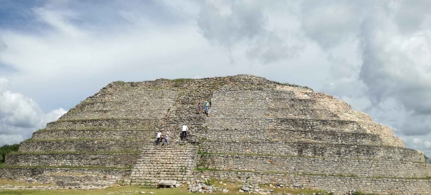 Pirámide Kinich Kakmó, Izamal - Book Tickets & Tours | GetYourGuide