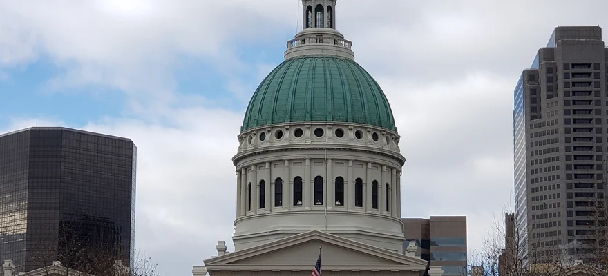 Old Courthouse, St. Louis, St. Louis - Book Tickets & Tours | GetYourGuide