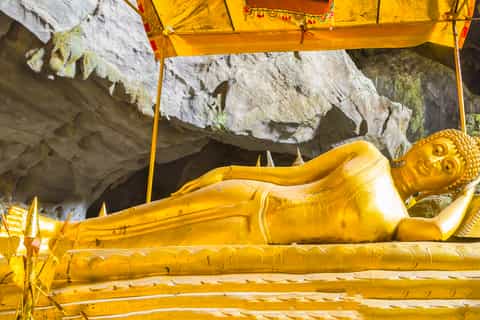 Viajes de 1 día desde Tham Phu Kham | GetYourGuide