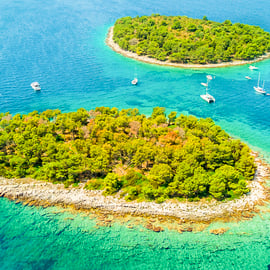 Blue Lagoon, Split, Drvenik Veli - Book Tickets & Tours | GetYourGuide