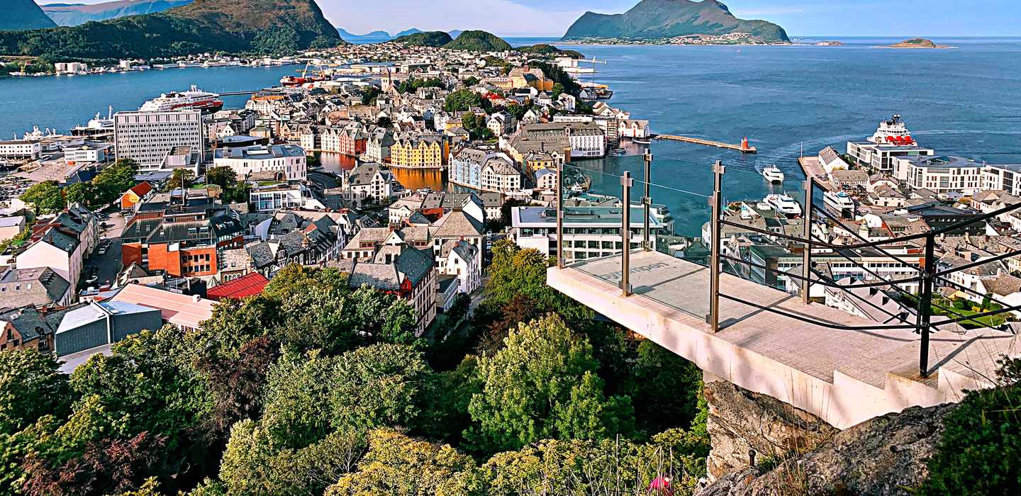 Day Trips from Ålesund | GetYourGuide