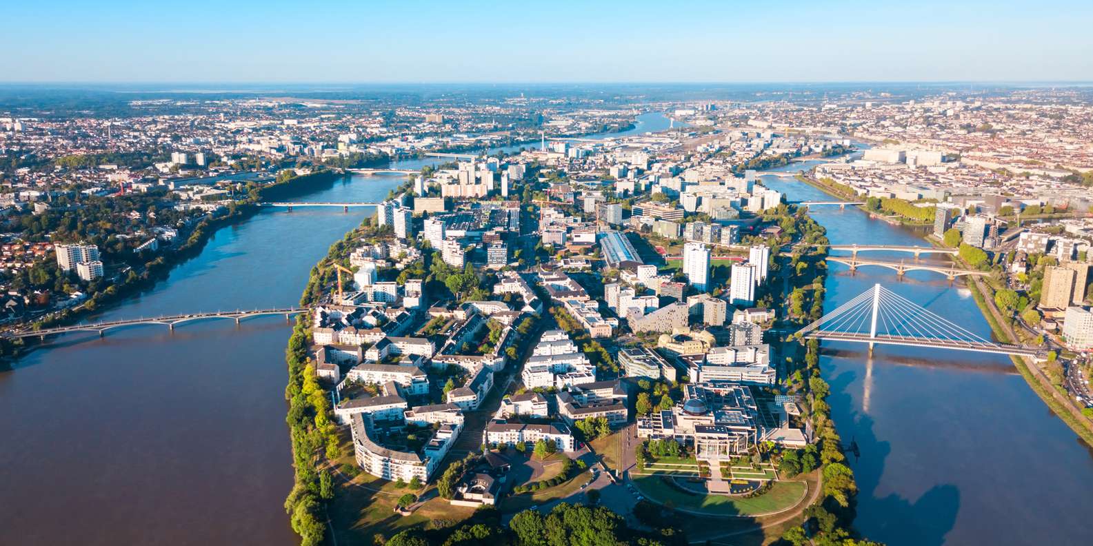 Gita di 1 giorno da Isola di Nantes | GetYourGuide
