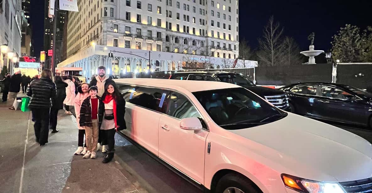 NYC: Private Home Alone 2 Stretch Limousine Tour with Pizza | GetYourGuide