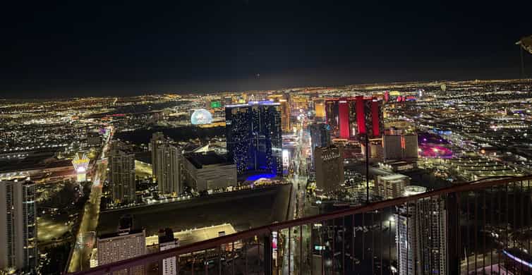 Las Vegas: STRAT Tower Observation Deck Ticket | GetYourGuide