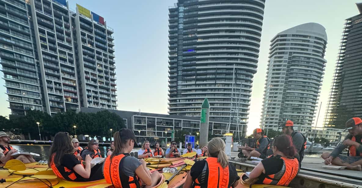 Melbourne: Sunset Kayak Tour with Dinner | GetYourGuide