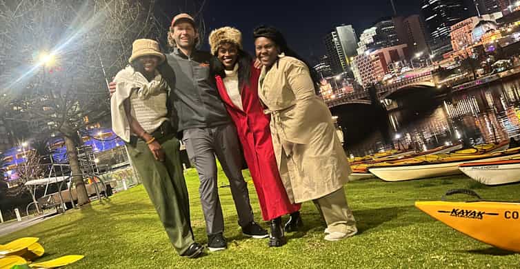 Melbourne: Sunset Kayak Tour with Dinner | GetYourGuide