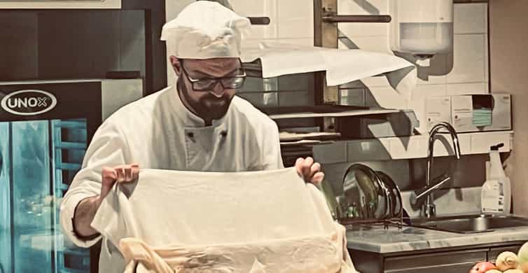 Wien: Gerstner KuK Hofzuckerbäcker Backshow & Verkostung | GetYourGuide