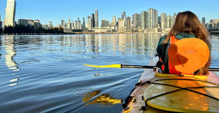 Melbourne: Sunset Kayak Tour with Dinner | GetYourGuide