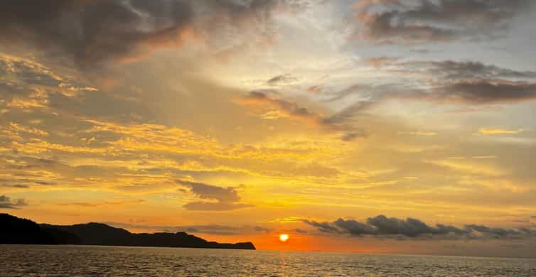 Playas del Coco: Sunset Sailing and Snorkeling Tour | GetYourGuide