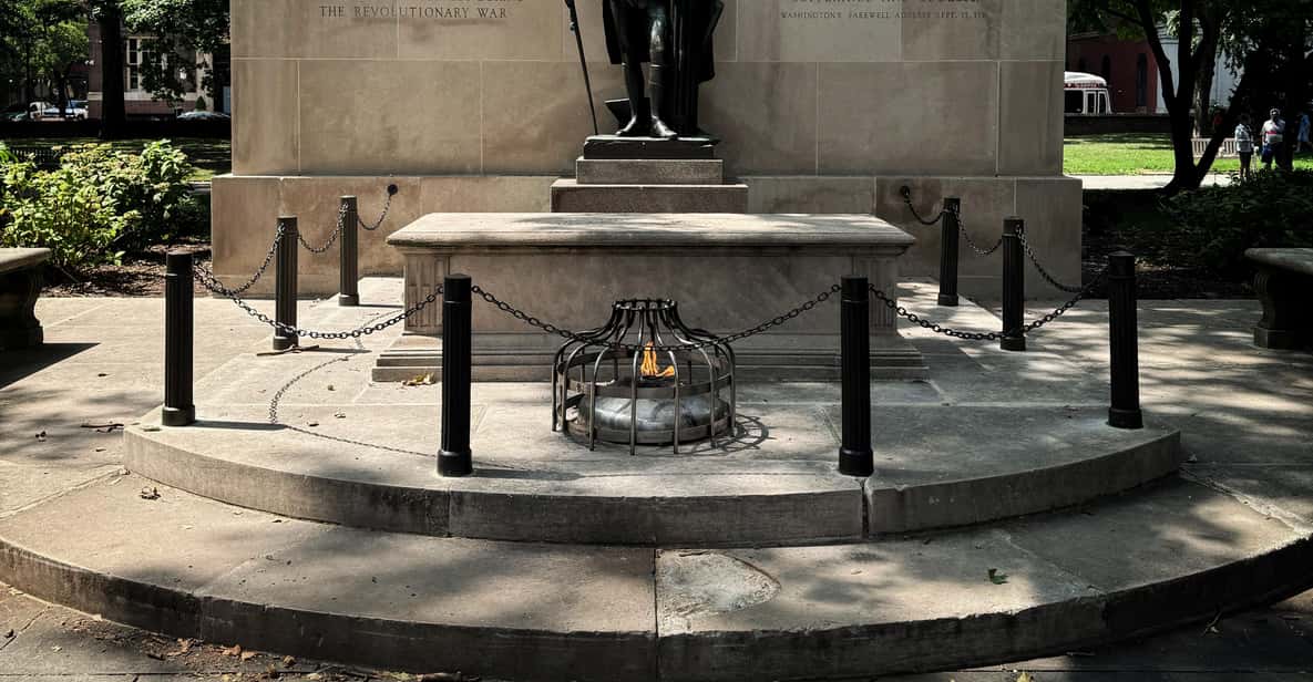 Philadelphia Ghost Tour by Candlelight | GetYourGuide