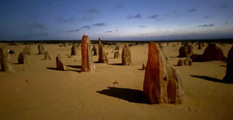 Pinnacles Desert: Sunset BBQ & Stargazing Tour +Sandboarding | GetYourGuide