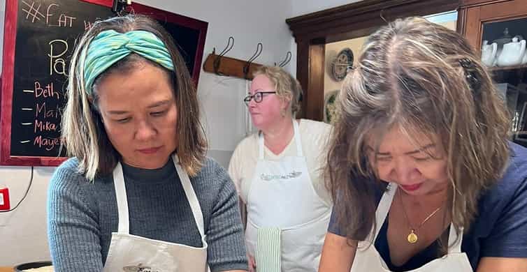 Cortona: Pasta and Pizza Cooking Class | GetYourGuide