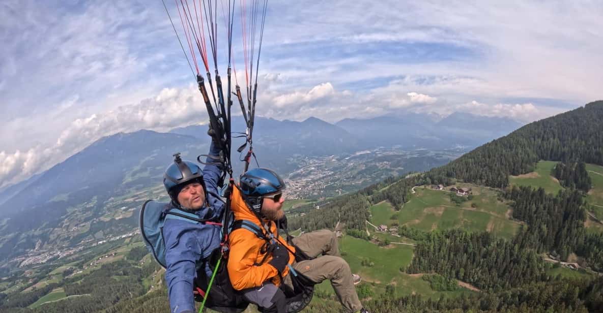 Brixen/Plose: Tandem paragliding flight through the mountains for young ...