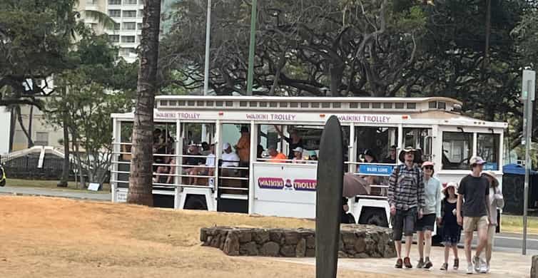 Oahu: Waikiki Trolley Hop-on Hop-off All-Line Pass | GetYourGuide
