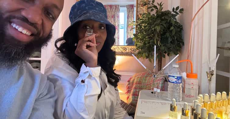 Paris: Create your Signature Scent Perfume Workshop | GetYourGuide