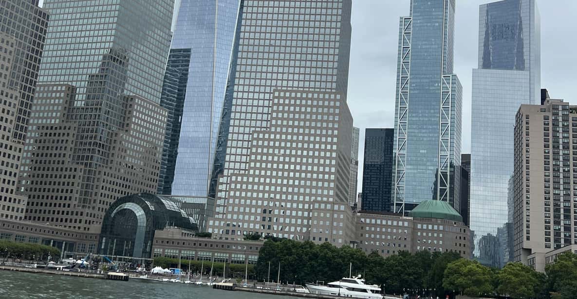 NYC: Circle Line "The Beast" Midtown/Downtown Speedboat Ride | GetYourGuide