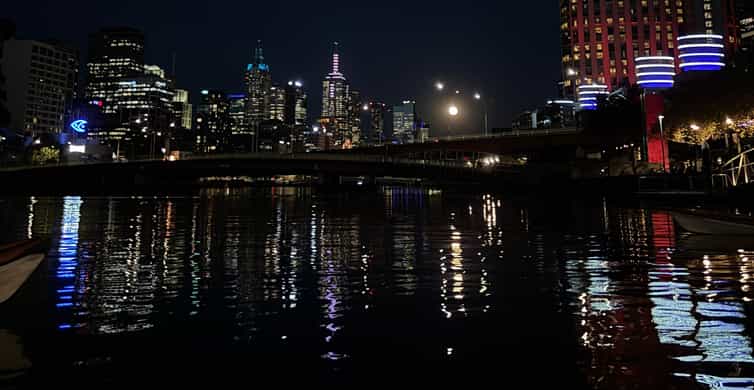 Melbourne: Sunset Kayak Tour with Dinner | GetYourGuide