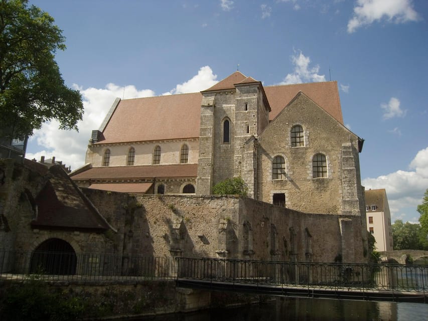 Private tour of Chartres town from Paris | GetYourGuide