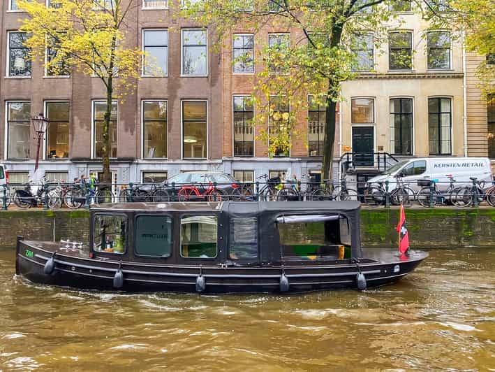 Amsterdam: Smoke and Lounge City Boat Cruise | GetYourGuide