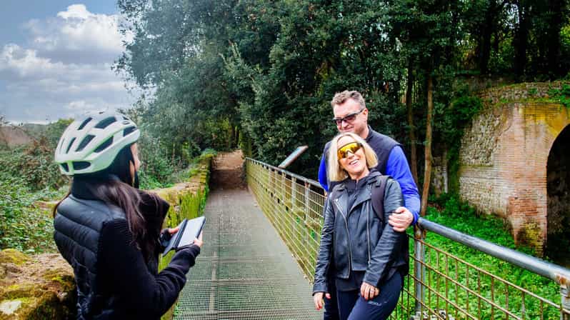 Rim: Akvadukti/katakombe z električnim kolesom Appian Way in kosilo po ...