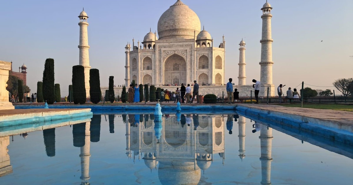Hoppa över kön Taj Mahal & Agra Fort Baby Taj Mehtab Bagh Bil ...