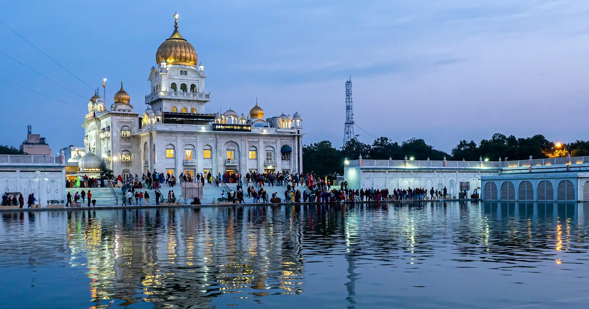 Delhi: tour guidato del Gurudwara Bangla Sahib con pick-up | GetYourGuide