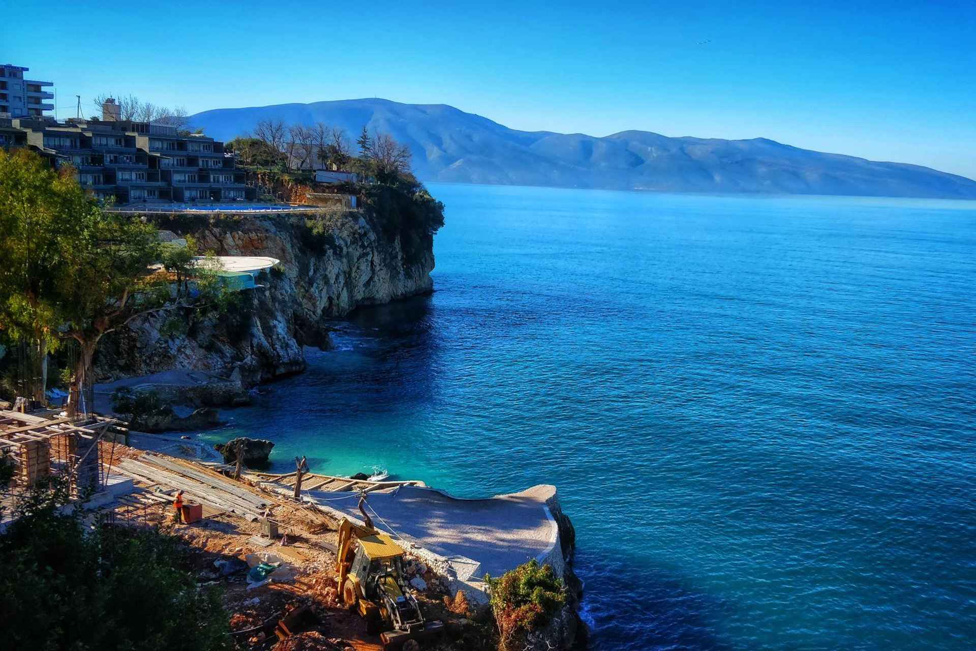 Visite en bateau à Vlorë depuis Durrës/Tirana | Guide to Europe