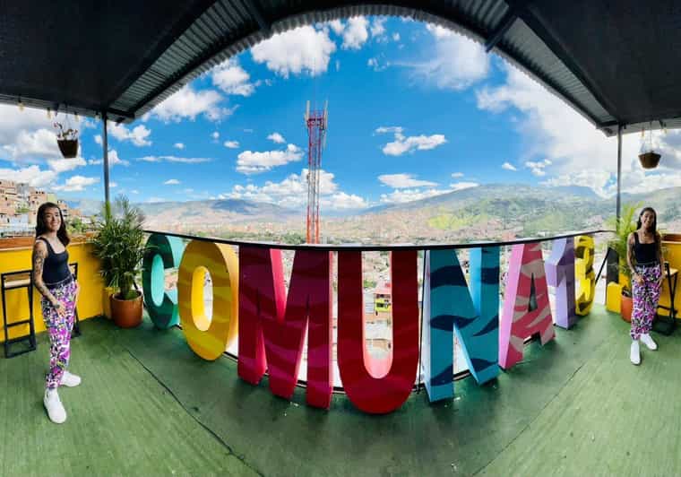 GRAFFITI-TOUR COMUNA 13 MIT VIDEO UND DROHNENFOTOS | GetYourGuide