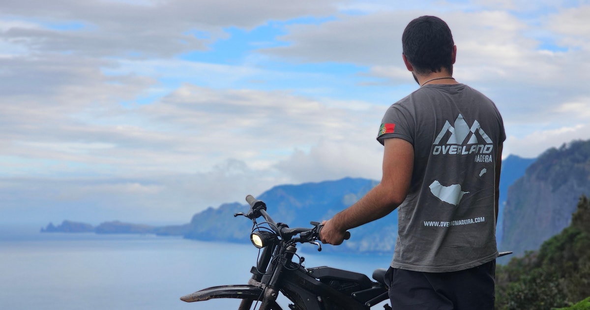 Bicicleta eléctrica todoterreno en la isla de Madeira Por Overland ...
