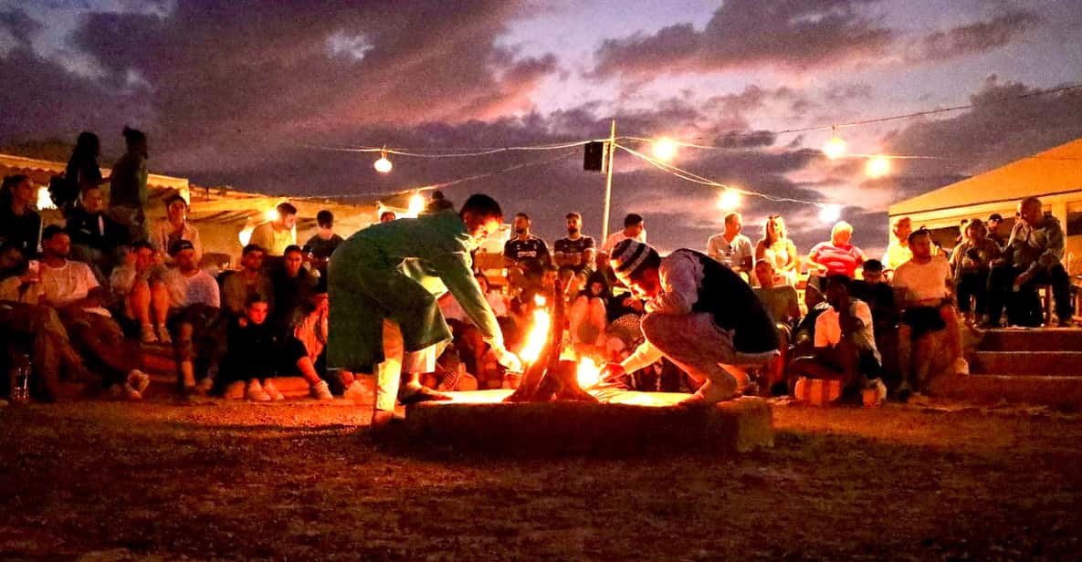Marrakech agafay Dessert dinnershow kamelenrit met zonsondergang ...