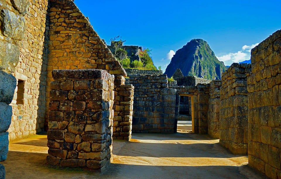 Ticket to Machu Picchu: Round Trip Bus with Tourist Guide | GetYourGuide