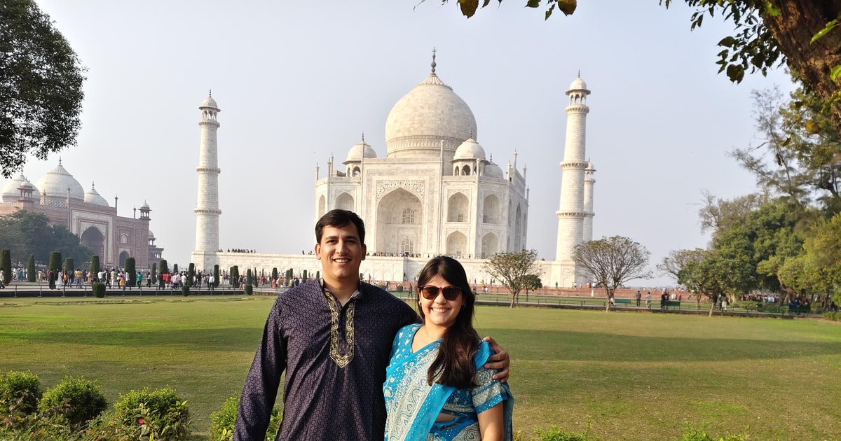 From Delhi: Taj Mahal & Agra Day Tour with lunch in 5 star | GetYourGuide