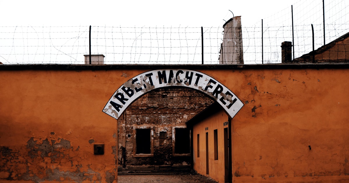 Prag: Private Tour zum Konzentrationslager Theresienstadt | GetYourGuide