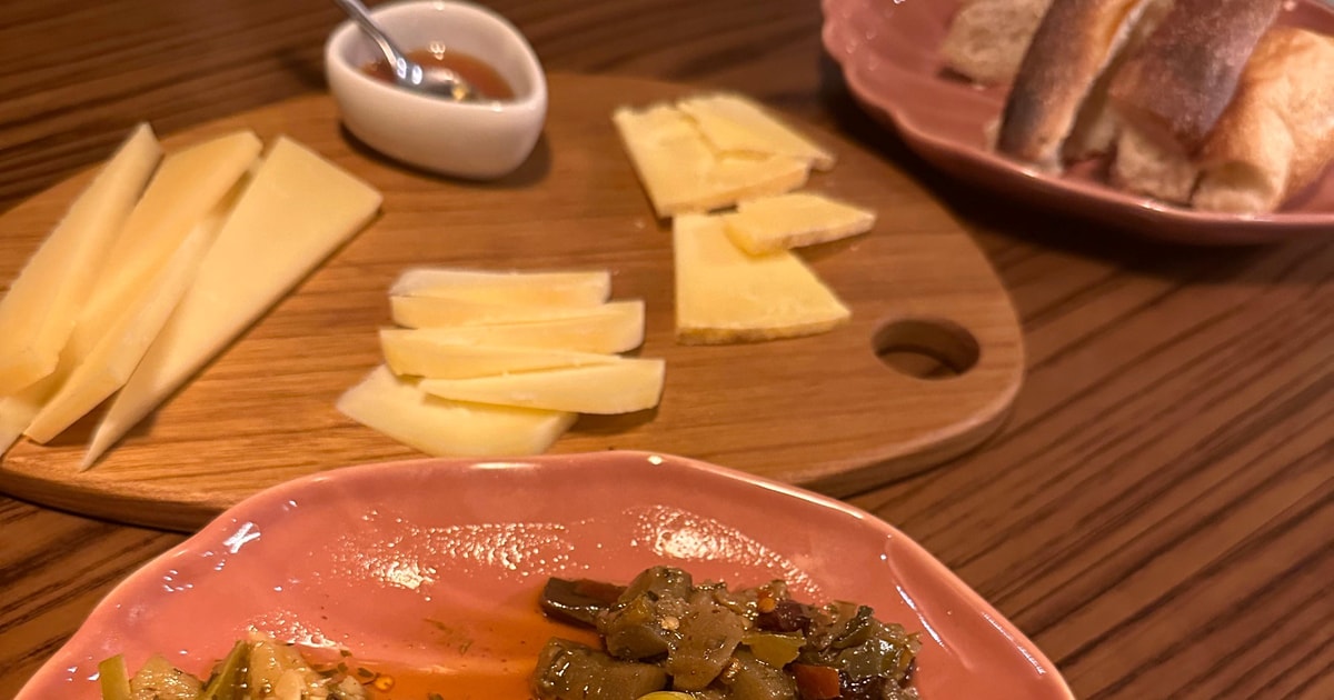 São Paulo: Wine tasting with an expert | GetYourGuide