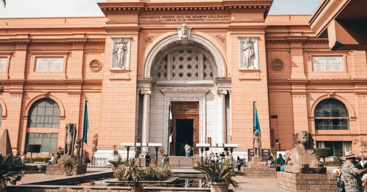 Cairo: The Egyptian Museum Night Tour with Hotel Transfers | GetYourGuide