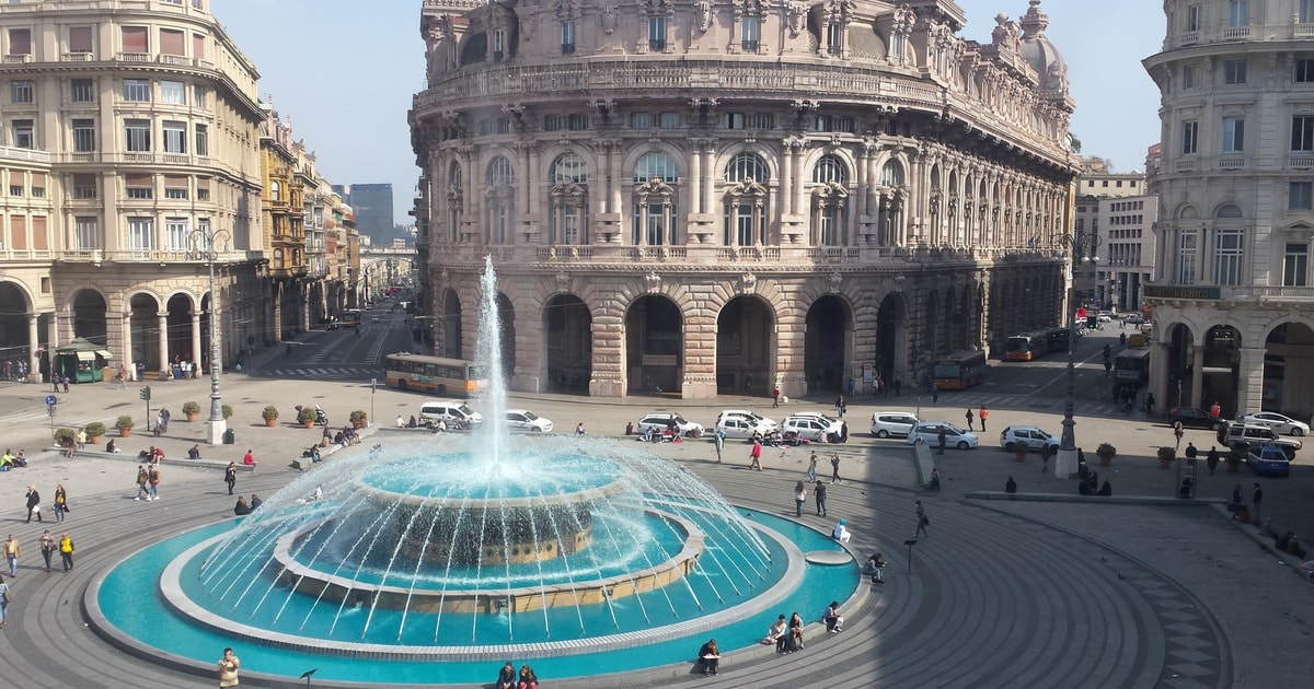 Entdecke Genua: Private geführte Stadttour mit dem Auto | GetYourGuide