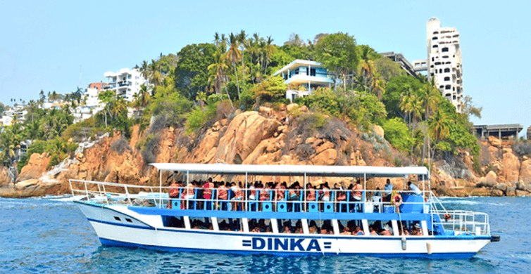 Acapulco: Tour en barco con fondo de cristal a la Isla de la Roqueta ...