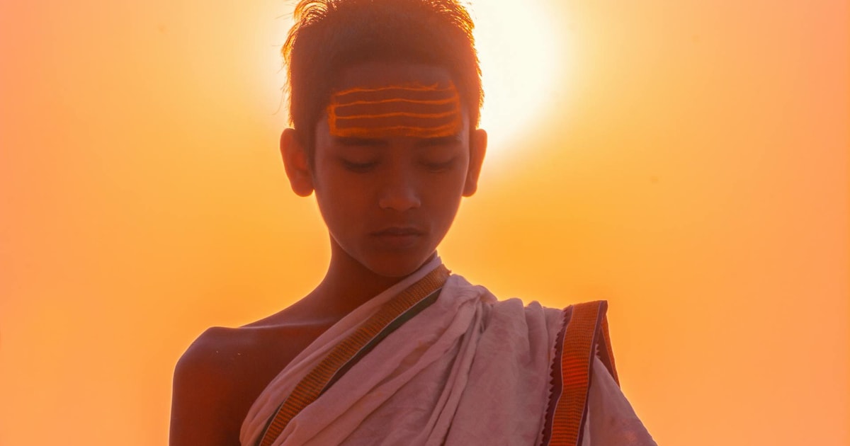 Varanasi: Sunrise Boat Ride with Masala Tea - Arti Ceremony | GetYourGuide