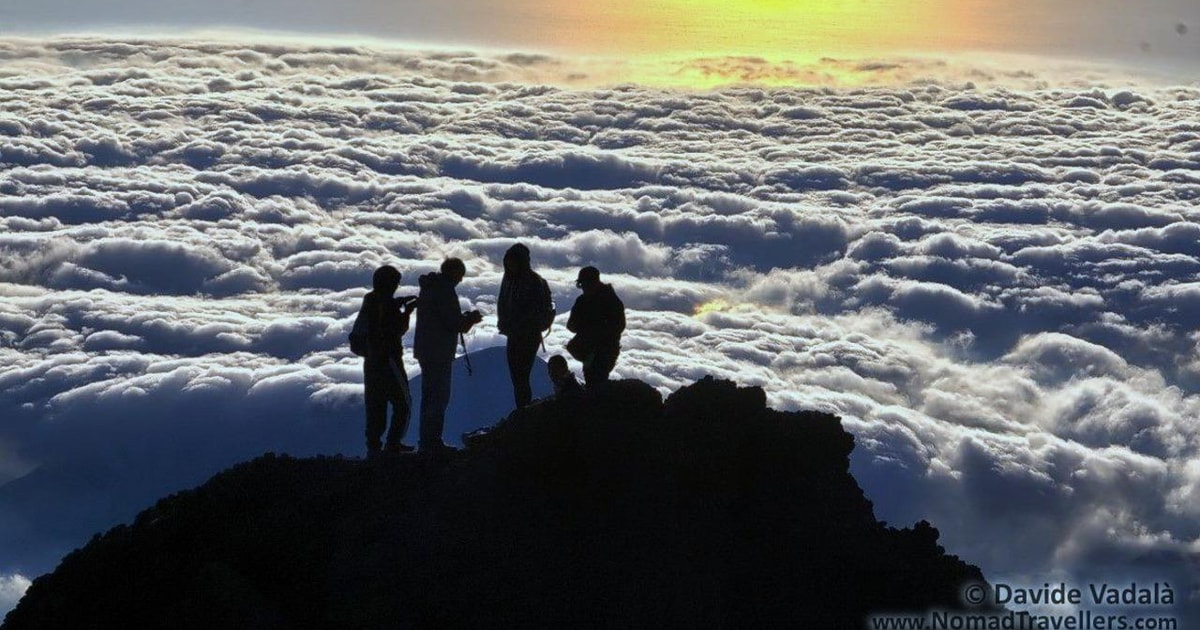 Lombok : Open Trip Rinjani Summit Trek with Options | GetYourGuide
