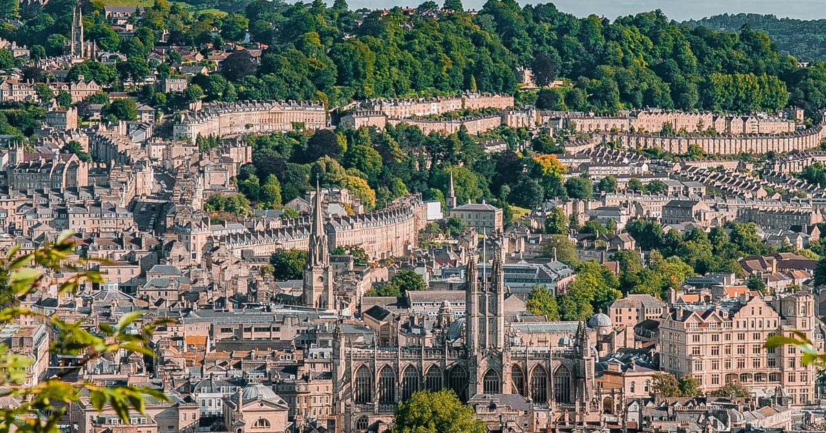 London: Privat rundtur i Bath Privat tur till Bath med guide och ...