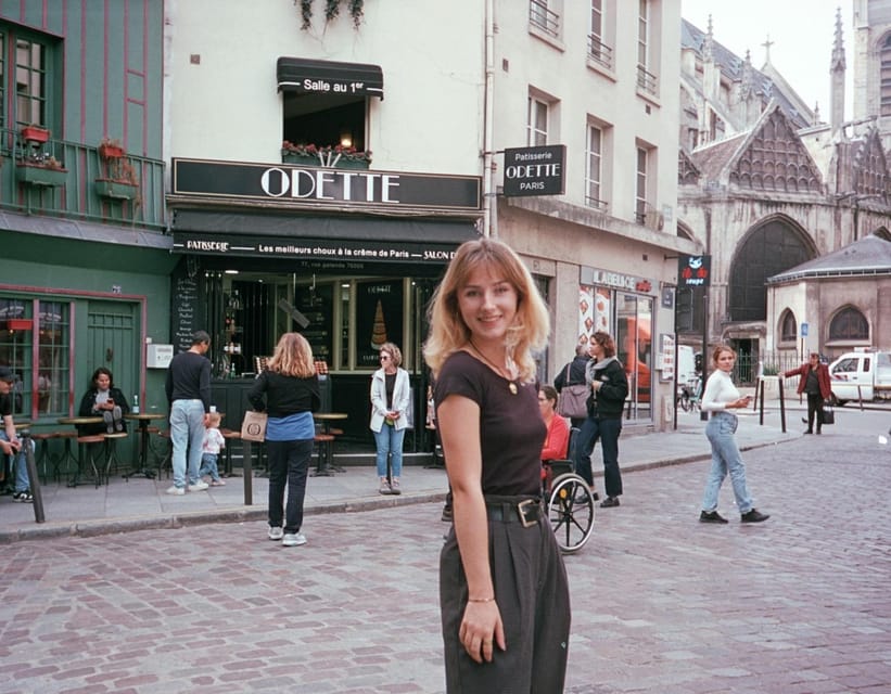 Paris: Cinematic Photoshoot with 36 Digital Images | GetYourGuide