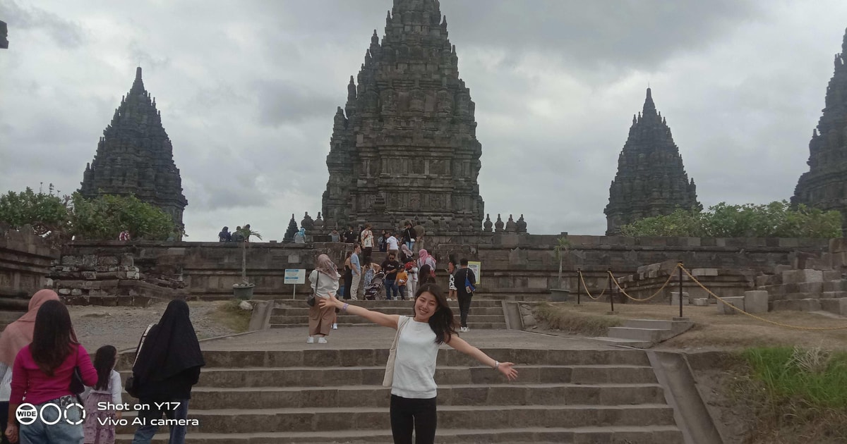 Borobudur Tempel, Lava Tour Merapi, Prambanan Temple Tour. | GetYourGuide