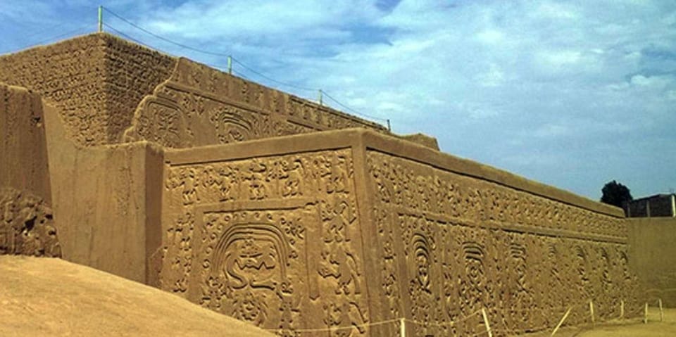 From Trujillo | Excursion to the Sun and Moon Pyramids | GetYourGuide