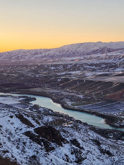 Chimgan mountains: 1 day round trip to Chimgan mountains | GetYourGuide