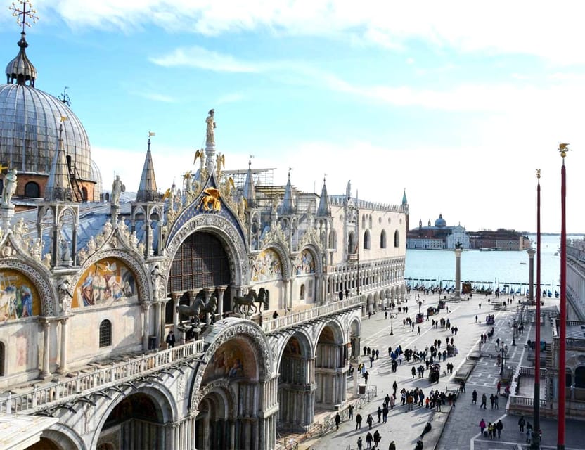 Hello Venice: Introduction to the city and St Mark’s Square | GetYourGuide