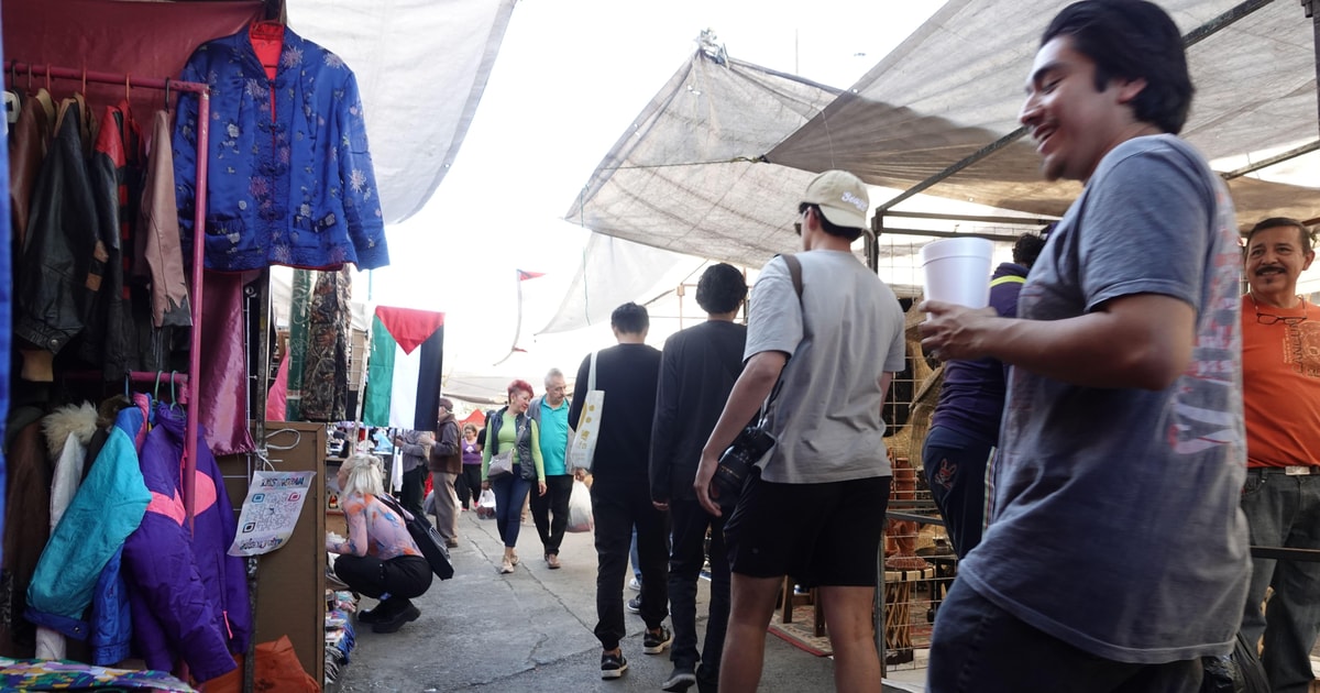 Discover The Magic Of La Lagunilla Neighborhood Getyourguide