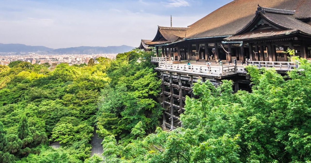 Kyoto: Privat tur med licensierad guide och fordon | GetYourGuide