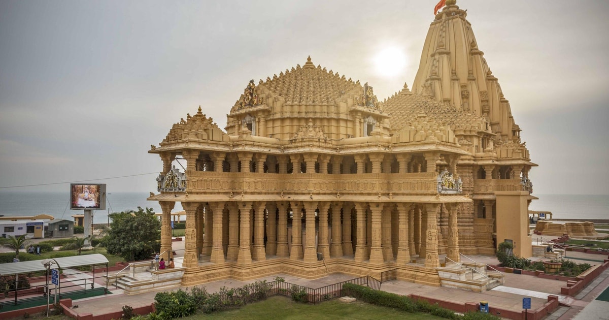 Dwarka: Same Day Temples and Bet Dwarka Island Tour | GetYourGuide