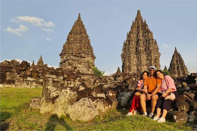 Borobudur All Access & Prambanan-rondleiding met toegangsprijzen ...